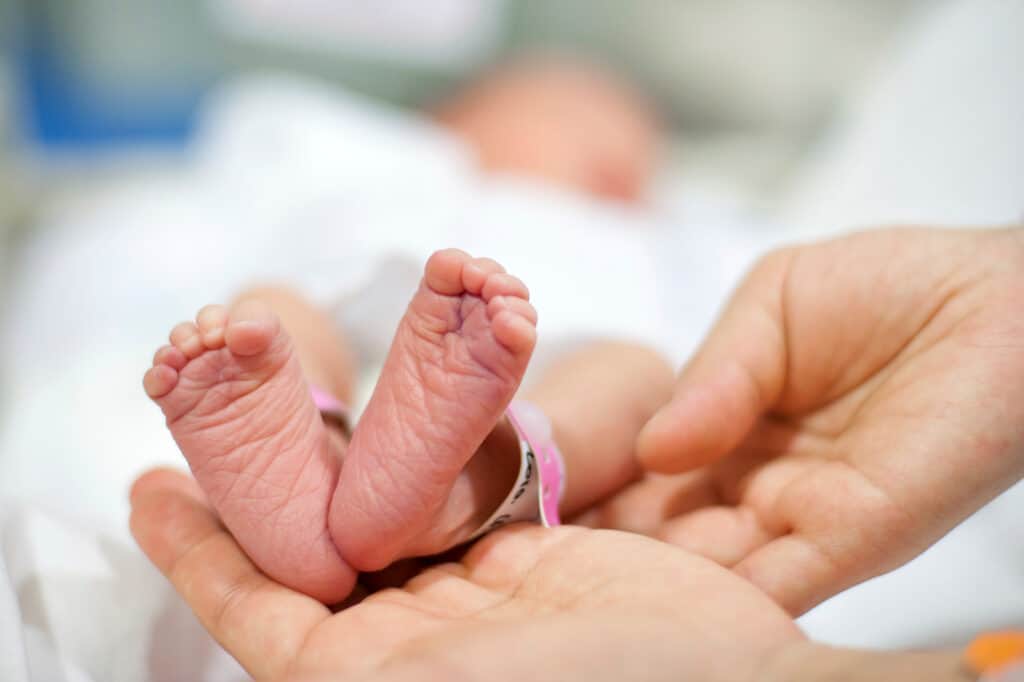 Bili blanket treats newborns with jaundice